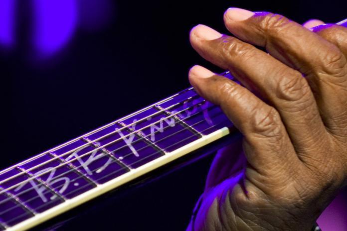 The 10 Most Iconic Blues Guitars in History – American Blues Scene