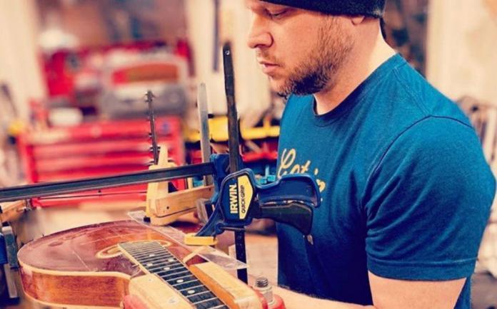 Dan Wolf – Chicago Fret Works – American Blues Scene