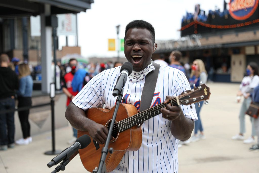Joshua Henry Performs National Anthem at Mets Opening Weekend ...