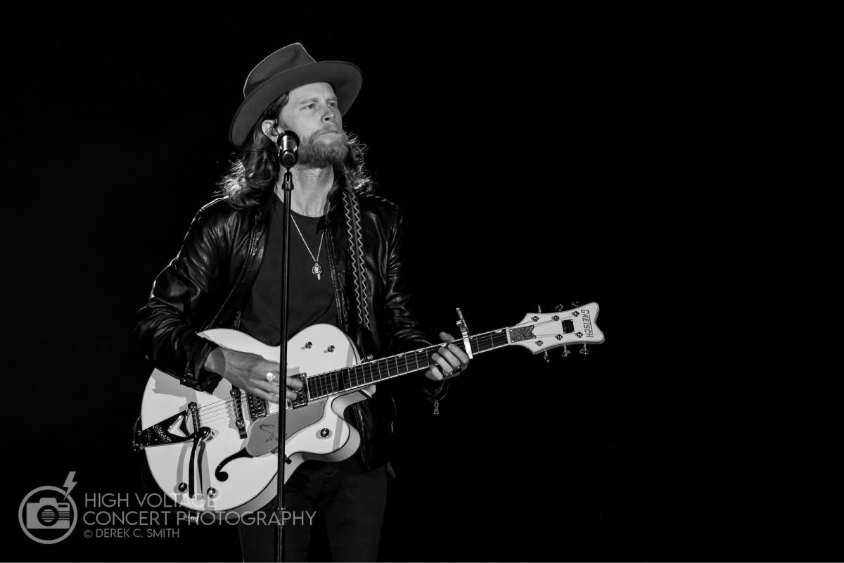 The Lumineers, CAAMP and James Bay Hit it Out of the Park at Wrigley ...