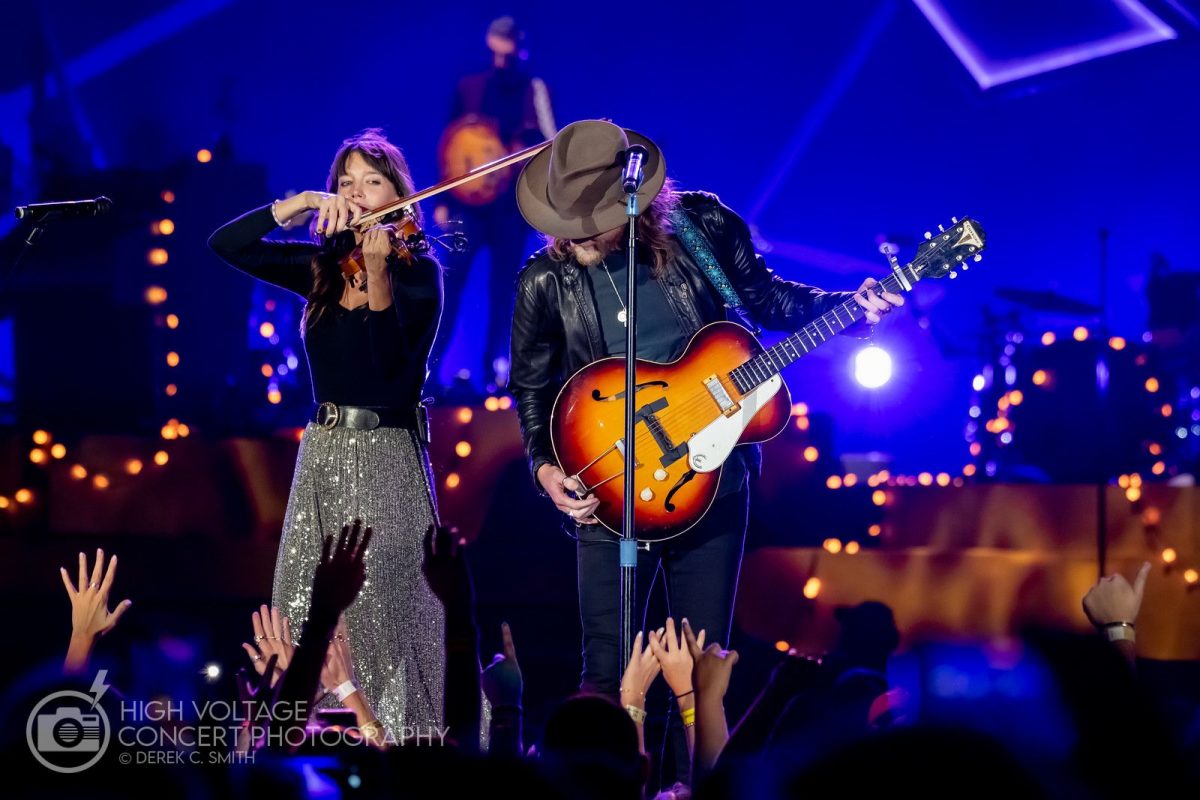The Lumineers, CAAMP and James Bay Hit it Out of the Park at Wrigley ...