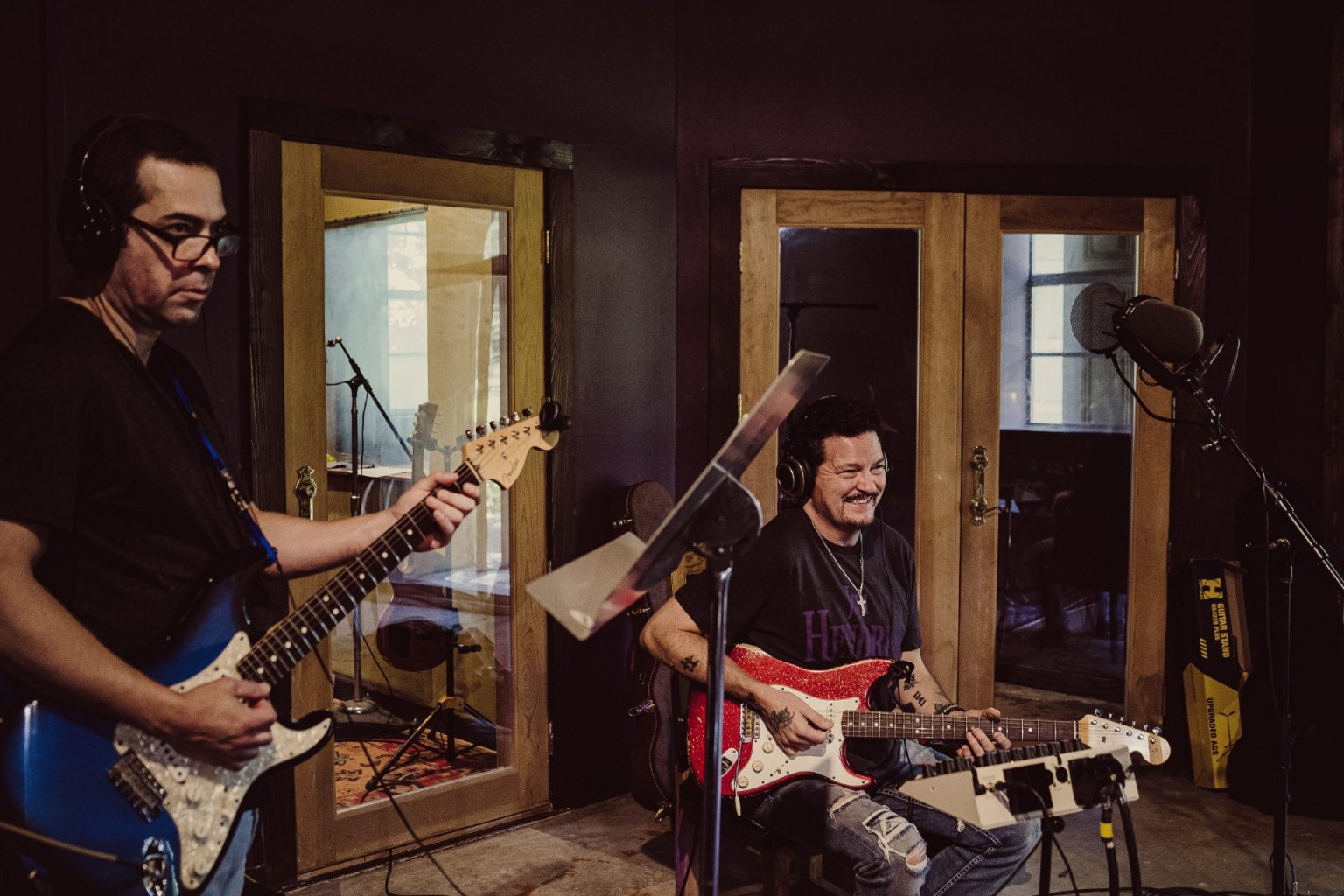 Mike Zito and Albert Castiglia Bond as ‘Blood Brothers’ – American ...