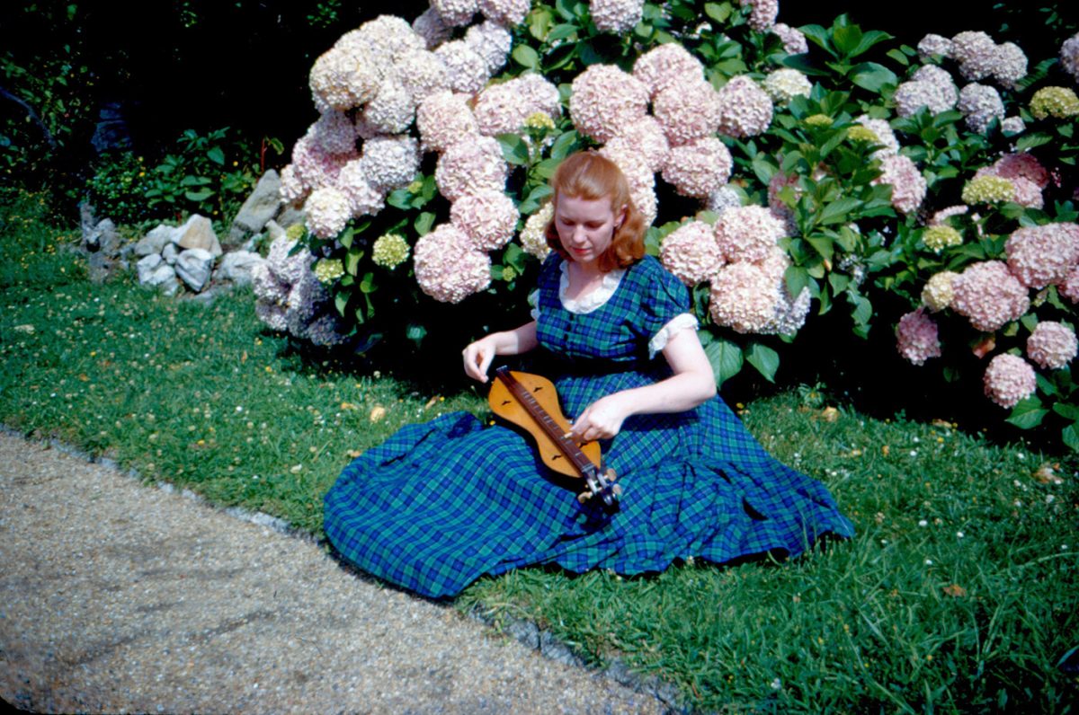 The Folk Americana Roots Hall of Fame Inductees: Jean Ritchie ...