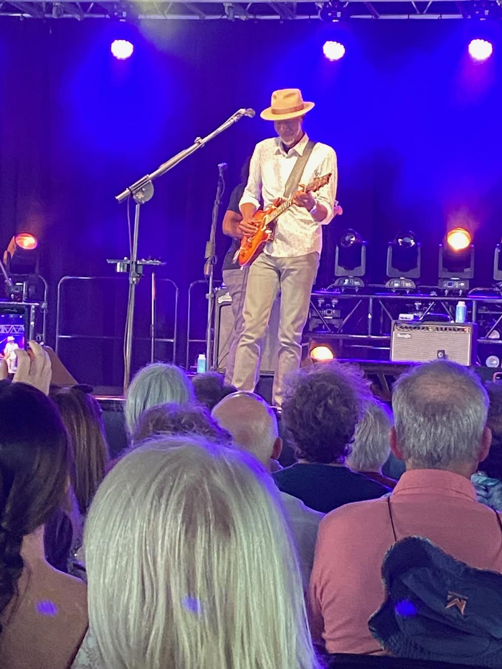 Keb’ Mo’ Is A Crowd Pleaser In The Finger Lakes, Point Of The Bluff Is ...